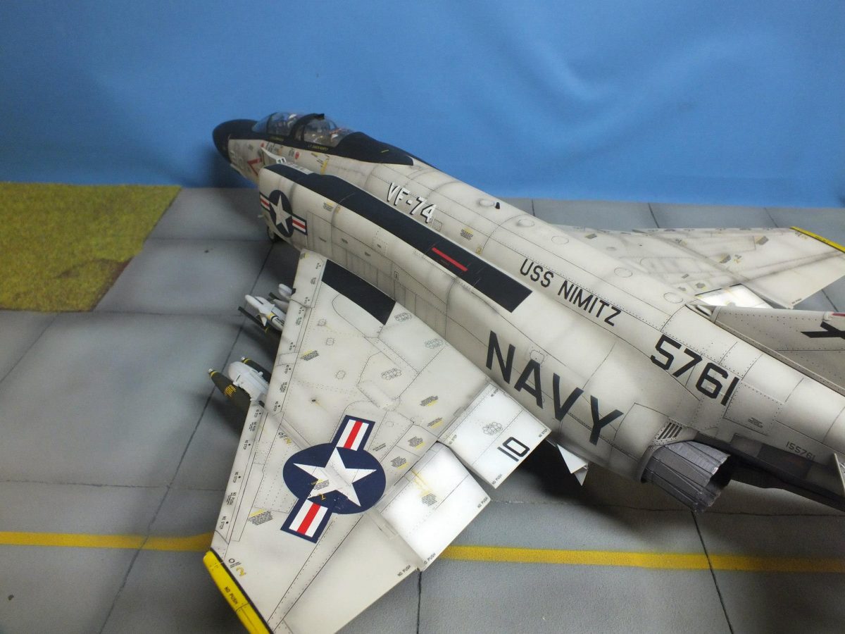 Tamiya : McDonnell Douglas F-4J Phantom II Marines : 1/32 Scale ...