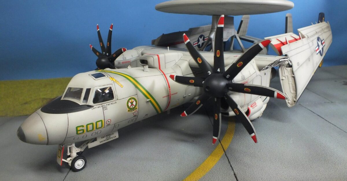 Italeri : E-2C Hawkeye : 1/48 Scale Model : In Box Review – Genessis Models